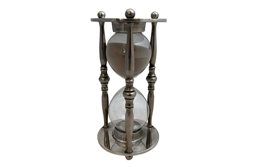Hourglass in french store
